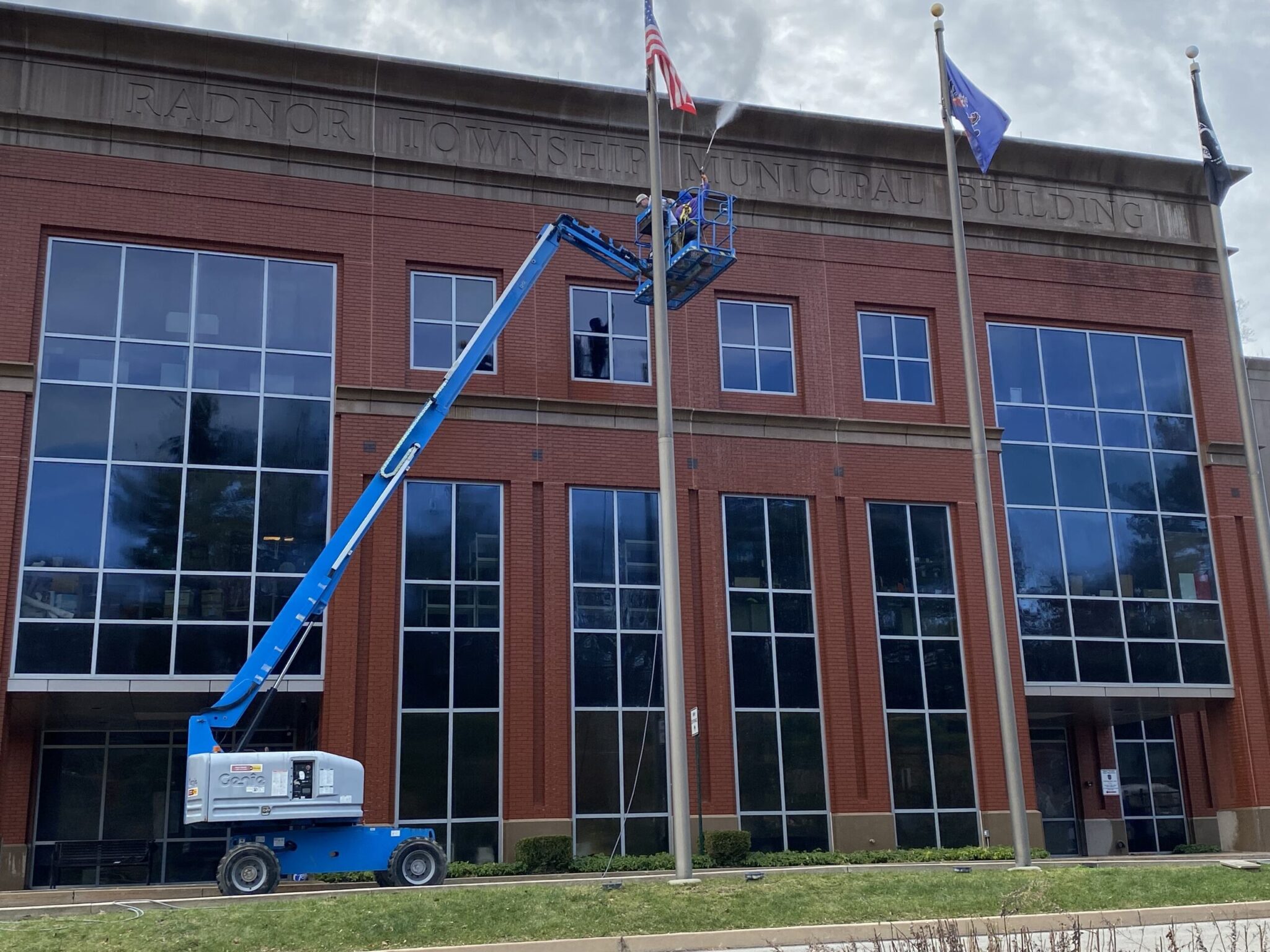 Rolling Suds | Pressure Washing